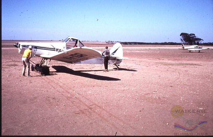 1984 Rodney van den Brink - Waikerie Gliding Club